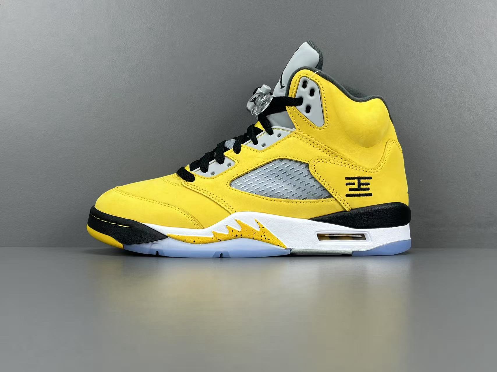 Air Jordan 5 Retro Tokyo – Escoge tu camiseta